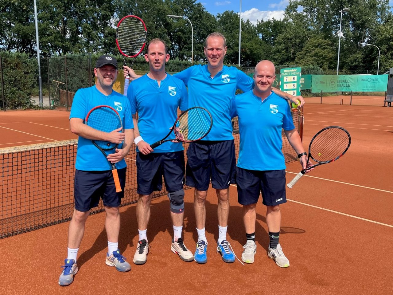 Herren 40 und Damen 30 des TC Ochtrup sichern sich den Aufstieg ...